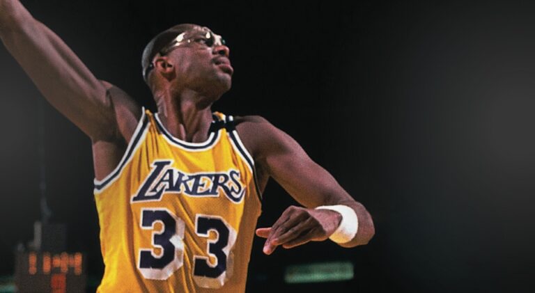 NBA All-Time Blocks Leaders: Past, Present, and Future